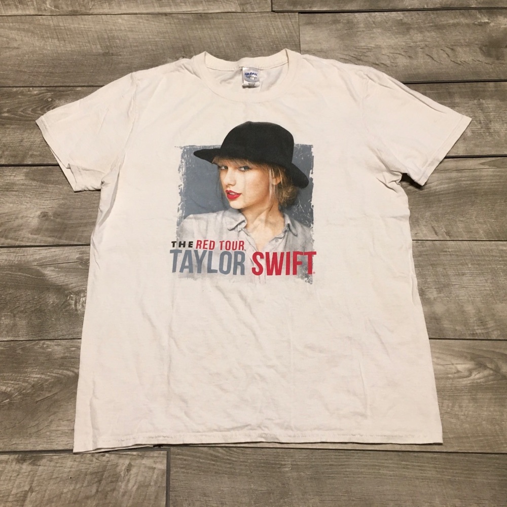 Gildan Taylor Swift The Red Tour Live Pop Womens Tshi… - Gem